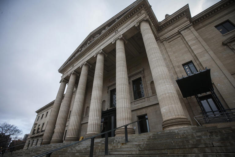 Bill to cut tax on some food in Manitoba passes after long nights of debate