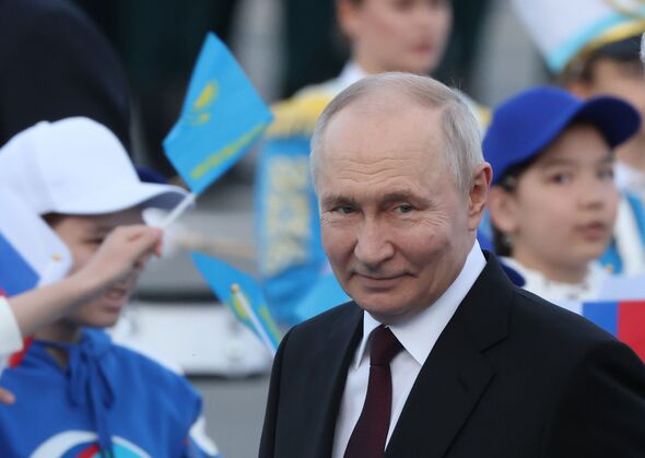 Putin ‘Pal Laich‘ bodydouble rumours reach fever pitch after official ...