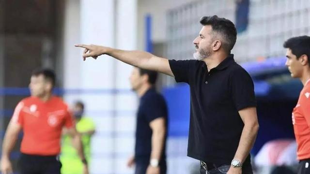 Los elogios de Iván Ania al Elche en 2025: 'Son el más dominador'