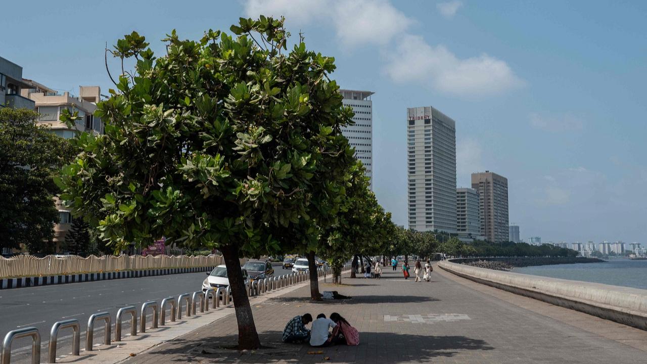 Mumbai weather update: Partly cloudy skies, soaring temperatures ...