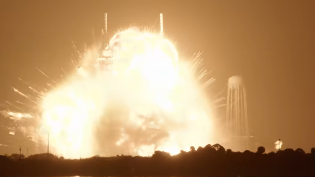 Blue Origin's New Glenn rocket explodes during test: What caused the ...