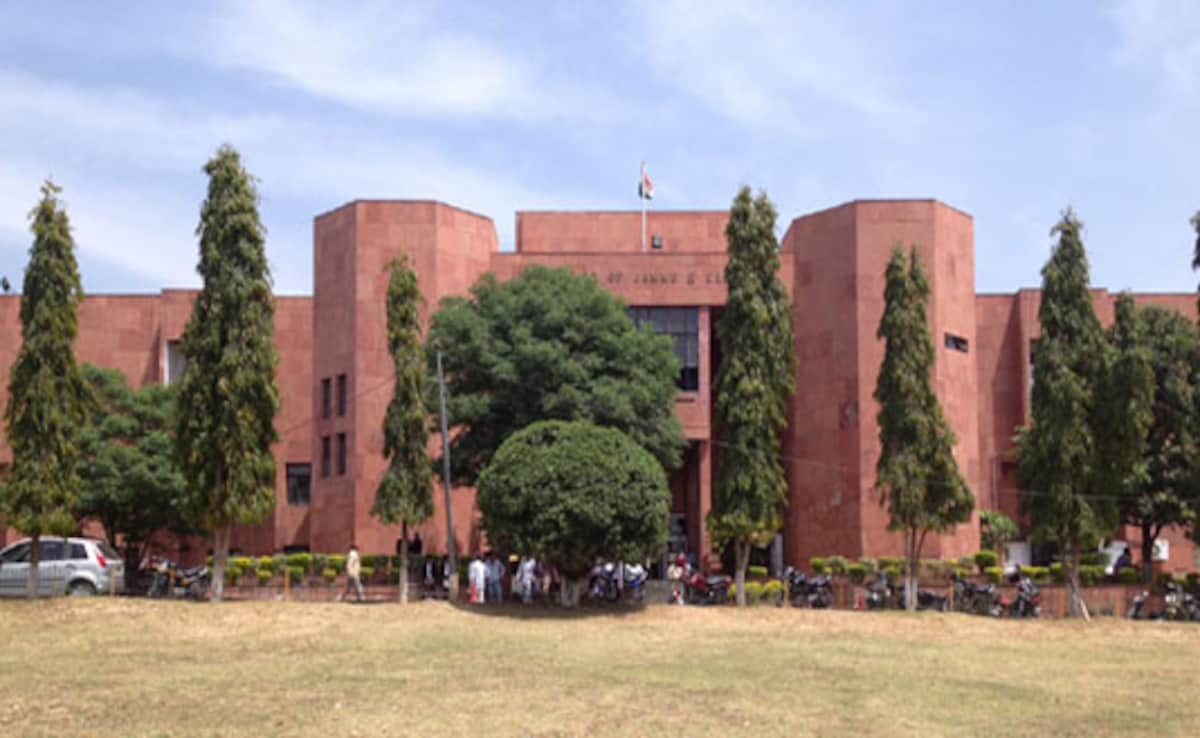 'FIR 75 minutes before offence': J&K High Court flags lapse in terror case