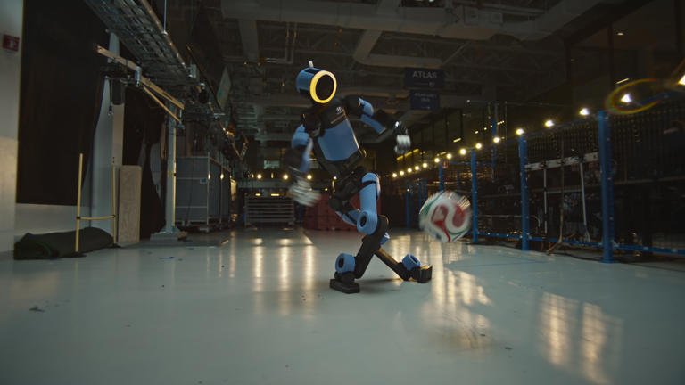 Atlas robot masters ghost rabona kick in Hyundai campaign