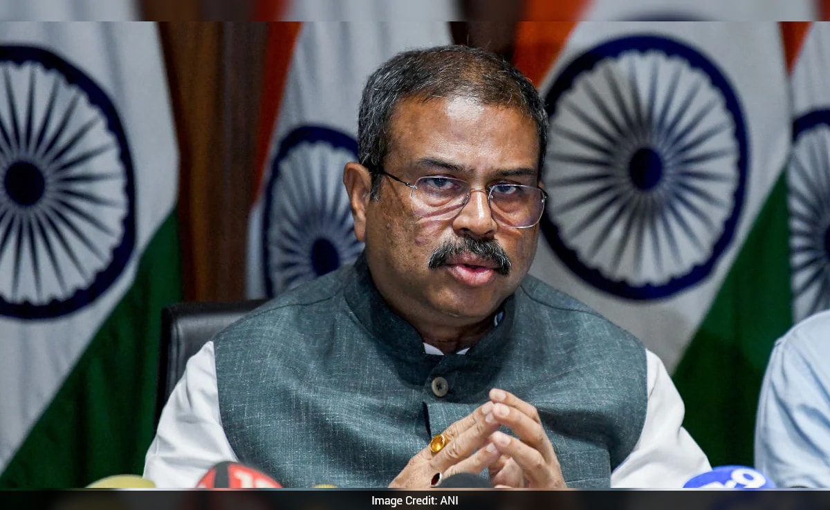 My daughter studied Marathi till class 8: Dharmendra Pradhan defends ...