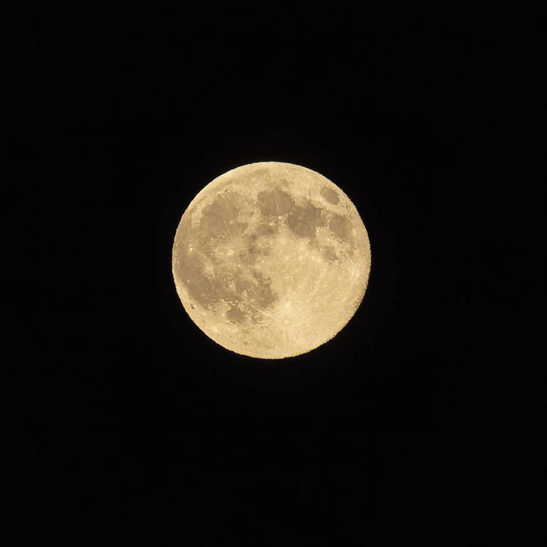 Jetzt den Blue-Moon im Saarland sehen