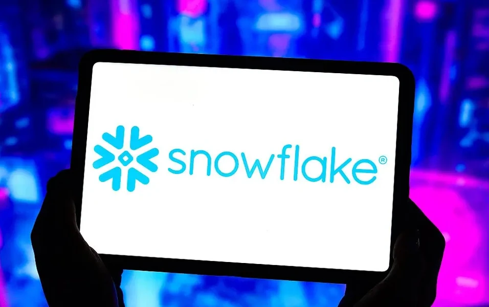 Snowflake shares surge after $6B AWS deal and AI growth boost