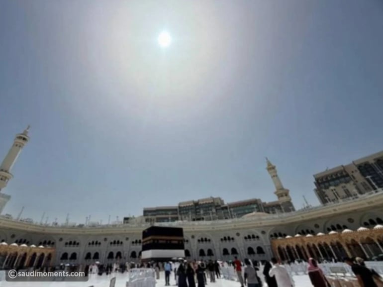 Makkah witnesses almost perfect solar alignment over Kaaba