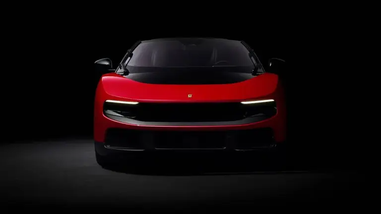 Ferrari Luce sold out a Roma: la prima elettrica di Maranello si mostra ...