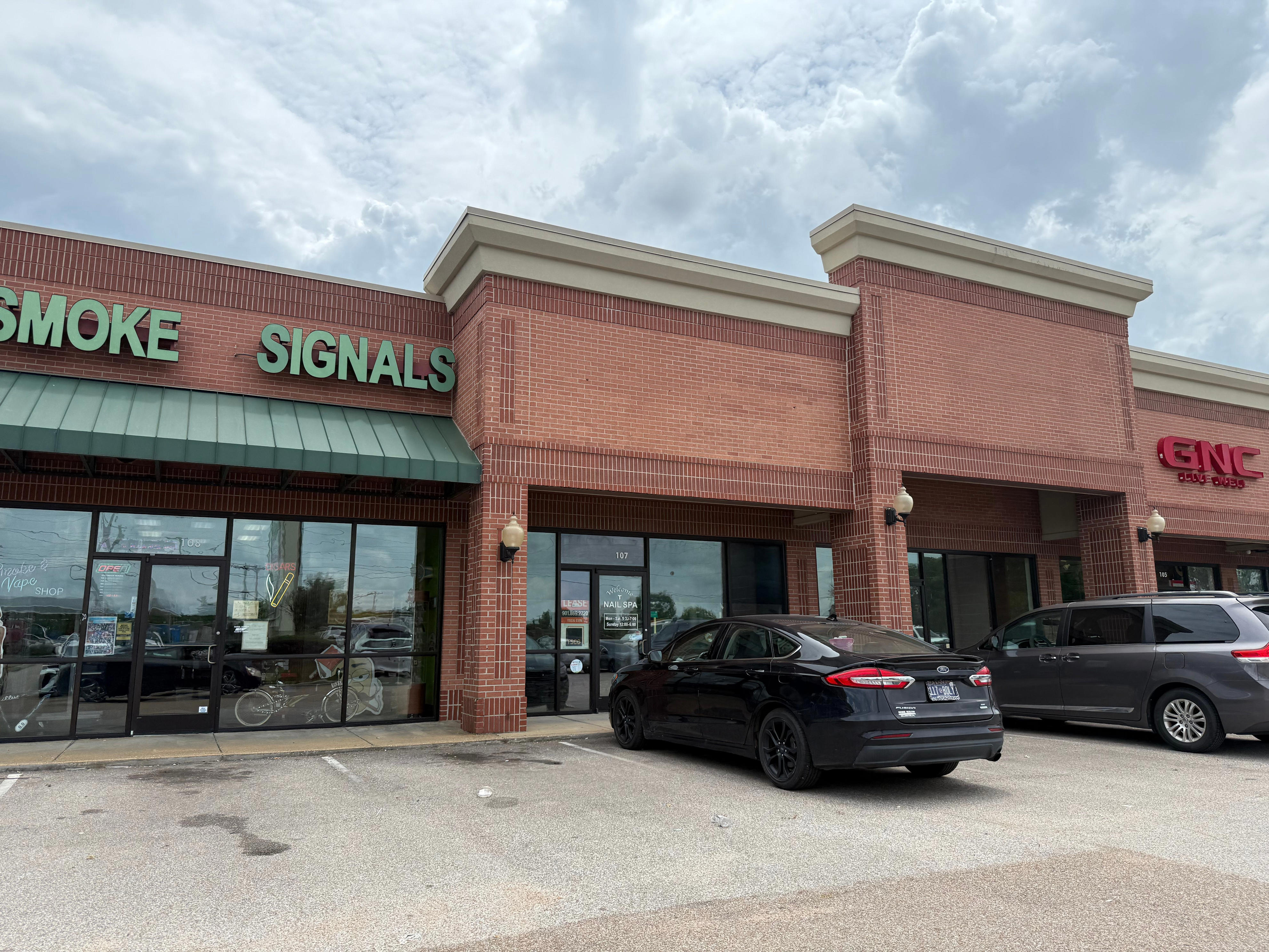 What's that moving in next to GNC in Millington?