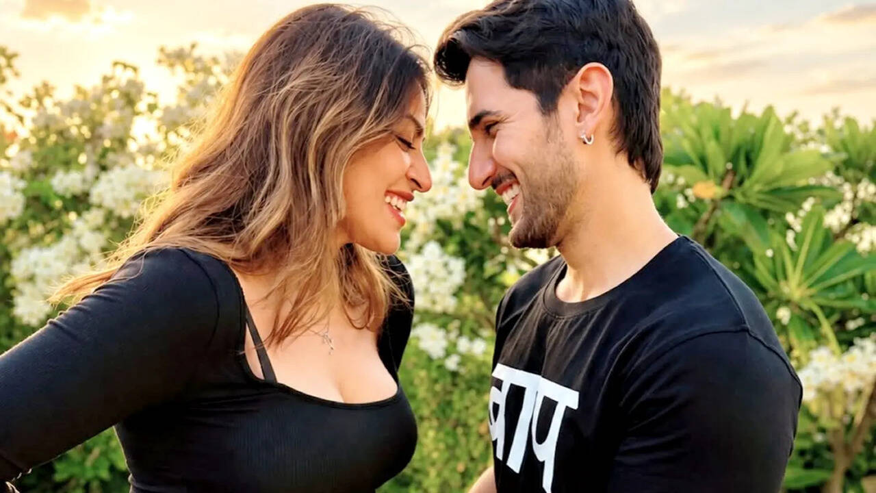 Anushka Ranjan, Aditya Seal are pregnant - Ananya Panday, Mouni Roy ...
