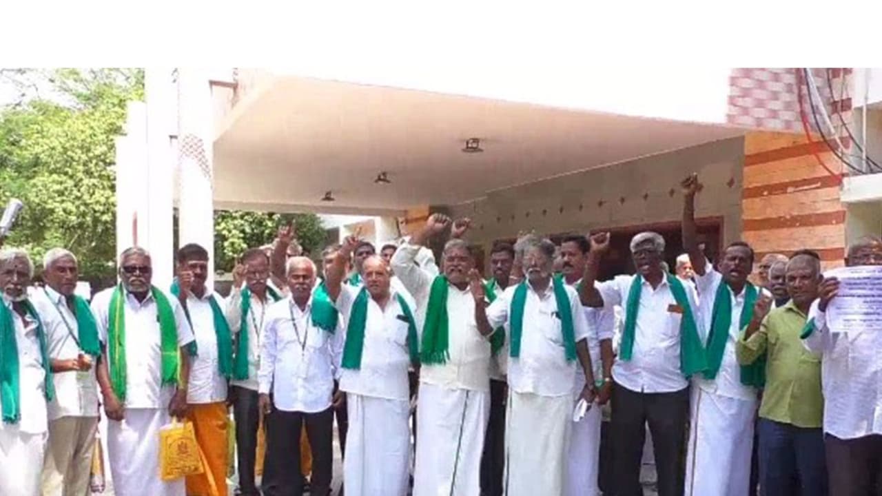 Tamil Nadu farmers protest over 'failed' crop loan waiver promise