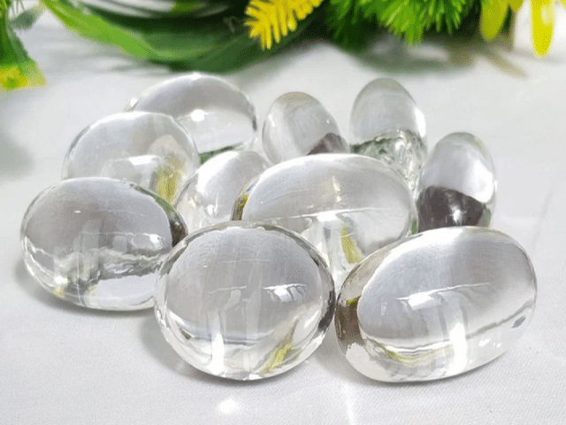 Crystal Gemstone and Wealth: Astrological Beliefs, Benefits, and Things ...