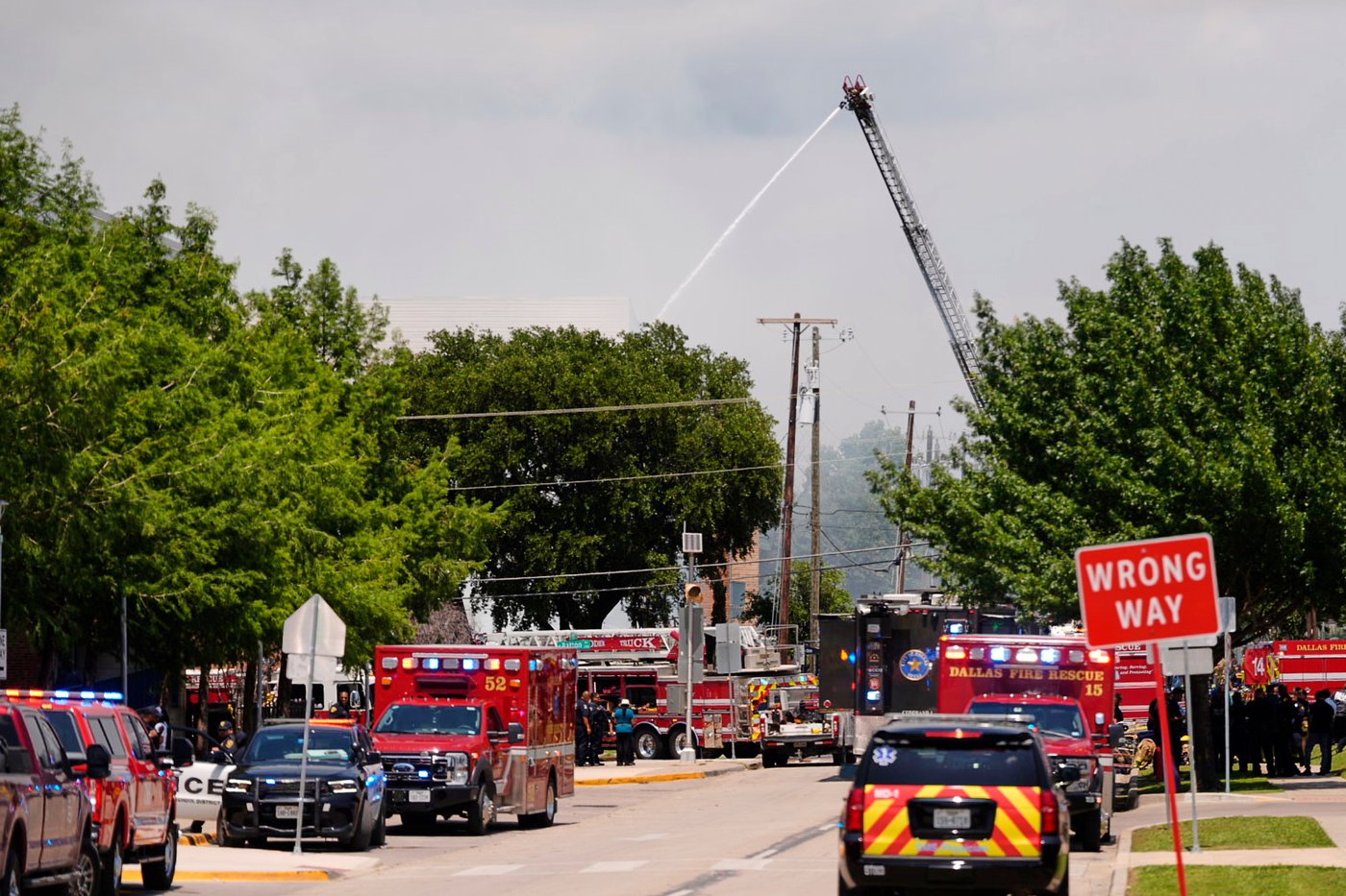 Explosion and fire at a Dallas apartment building kills at least 3 ...