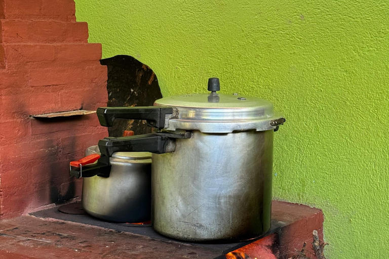 Cooker lid flung during domestic dispute kills infant in Namakkal