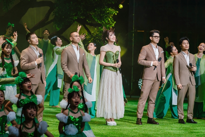 Pia Linh, Oplus gây bất ngờ với ca khúc mới trong 'True Concert 2026 ...