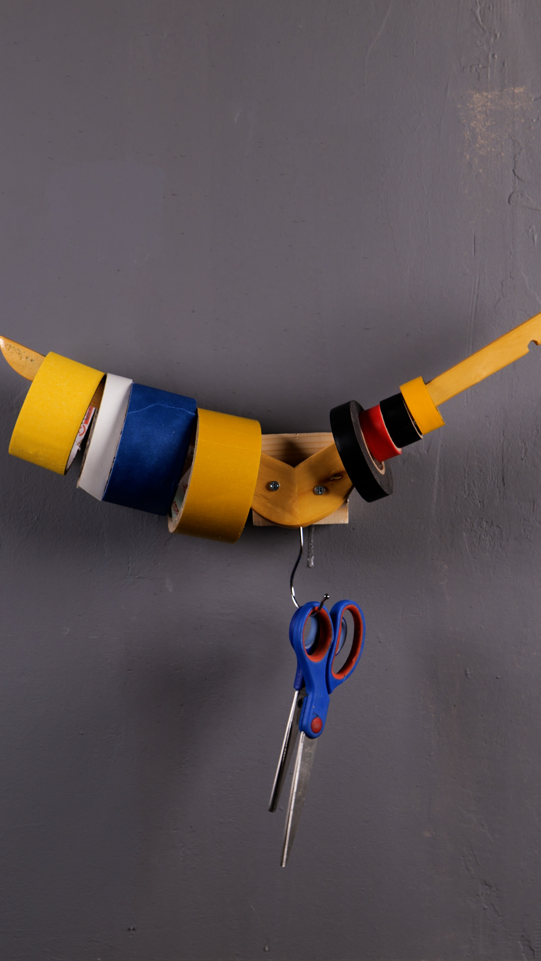 Truco para organizar cintas en la pared de forma inteligente 🎨