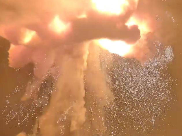Feuerball: Bezos-Rakete explodiert bei Test vor dem Start
