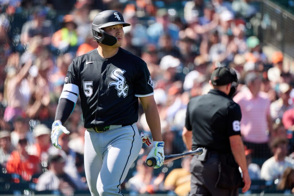 Murakami’s day cut short: White Sox rookie departs vs. Tigers with ...