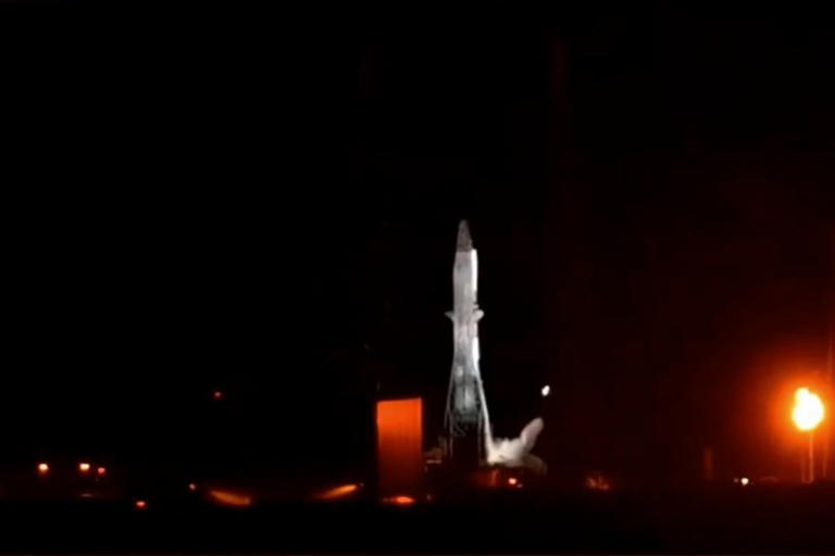 Elon Musk's blunt five words after Jeff Bezos' Blue Origin rocket explodes