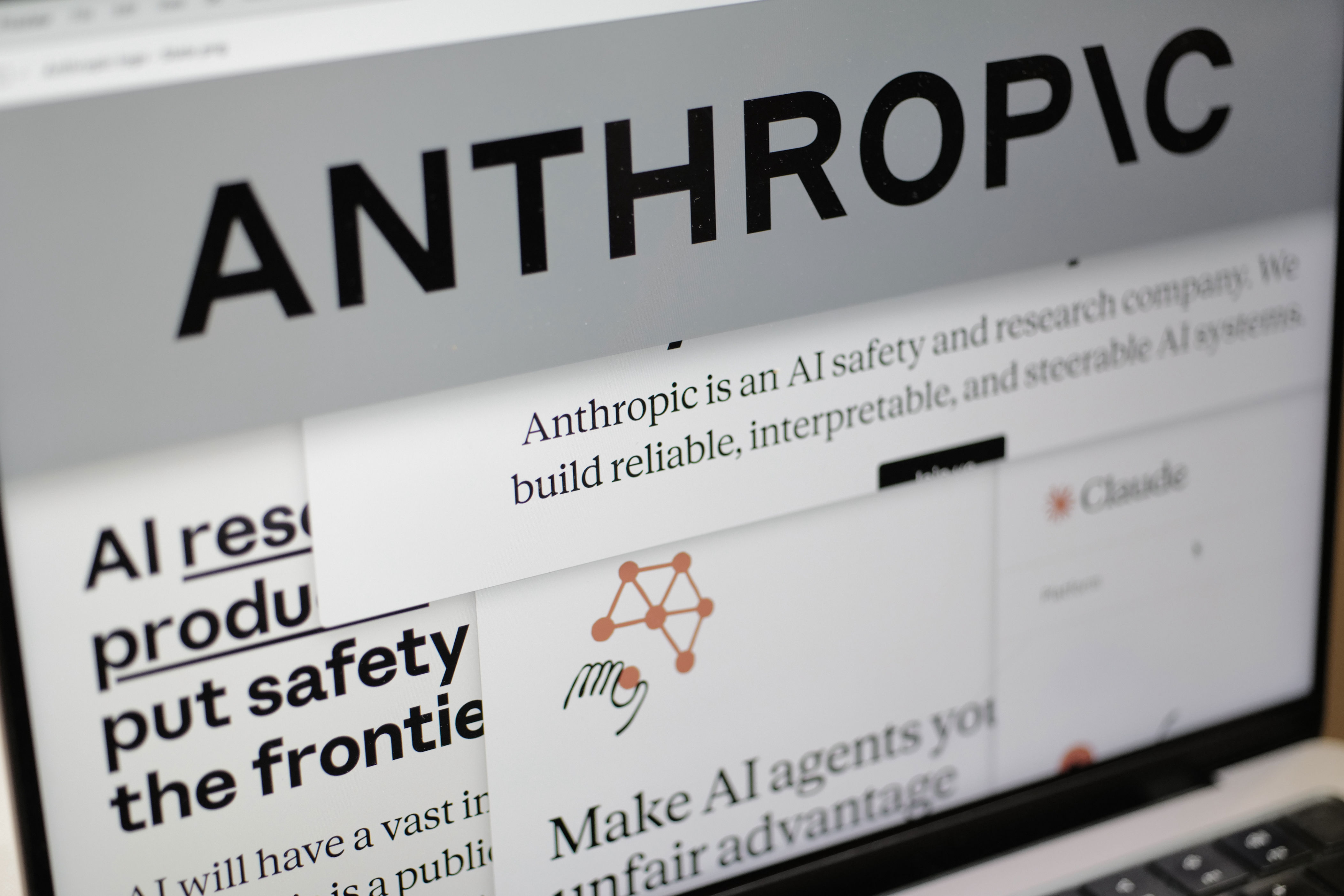 Anthropic urges AI labs to pause, warns humans risk losing control