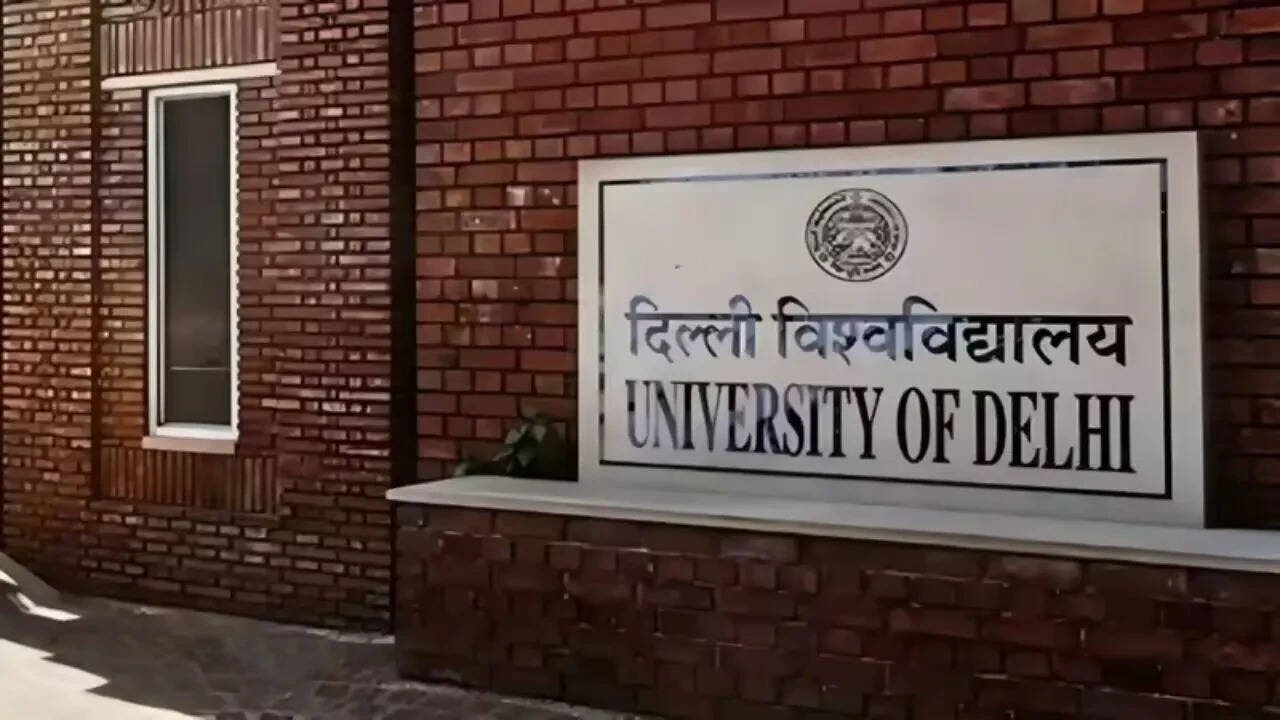 Eid 'relief' for DU students 30 mins after exams start
