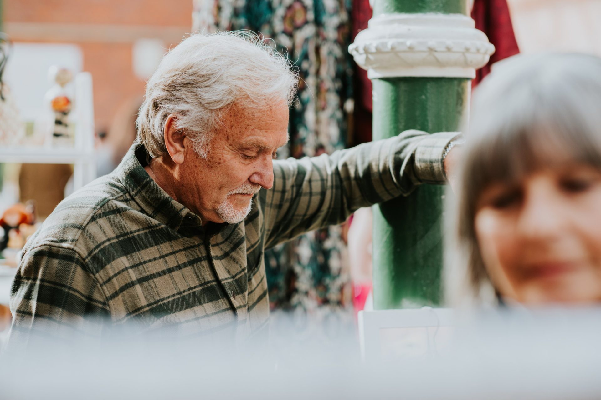 I have no friends in retirement – I resent my wife for having lots