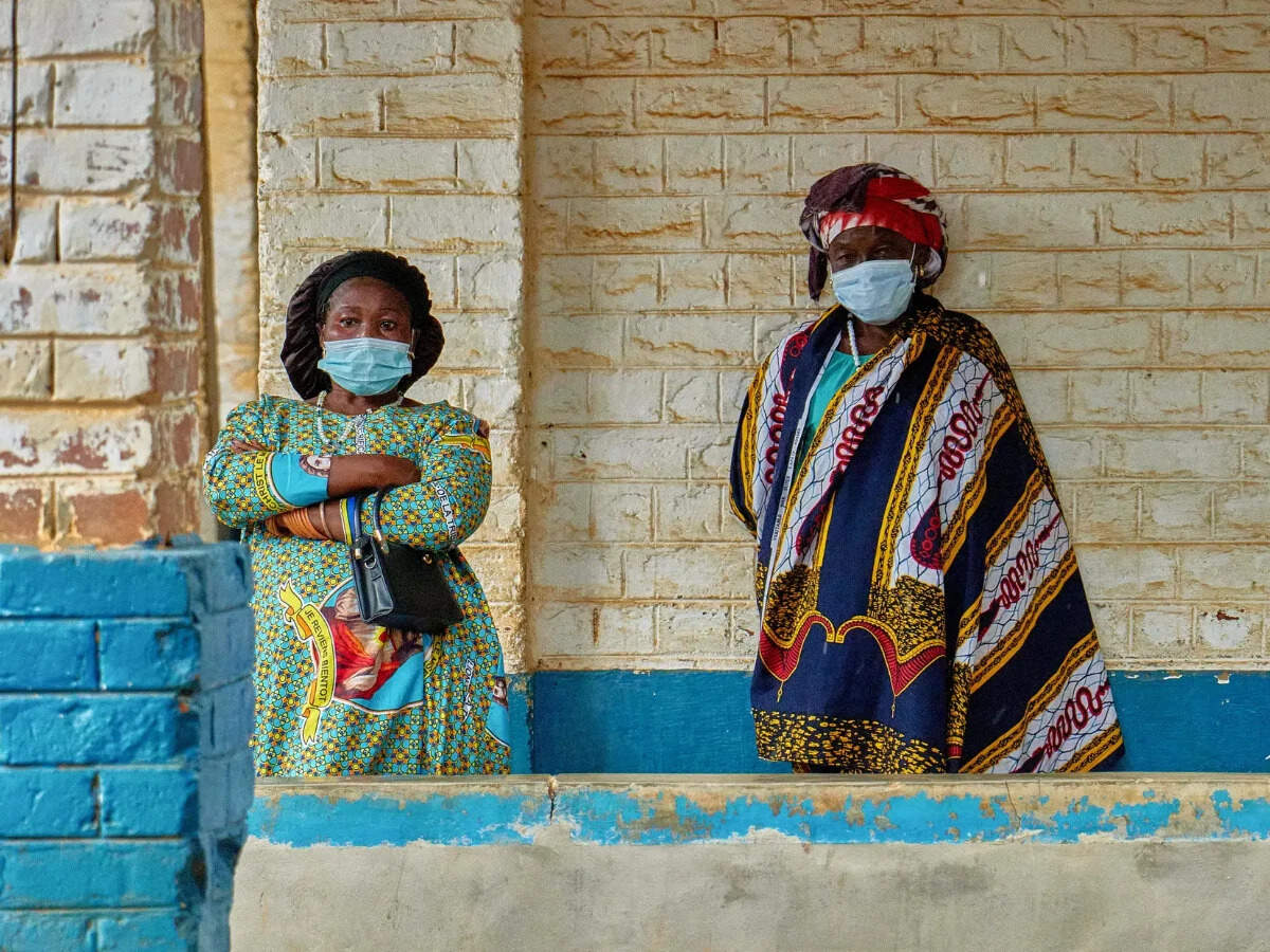 Ebola outbreak in Democratic Republic of Congo: Mongbwalu residents ...