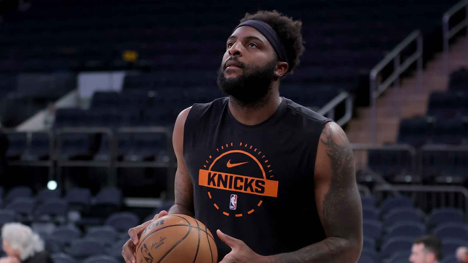 Mitchell Robinson skipping NBA Finals media day amid finger injury