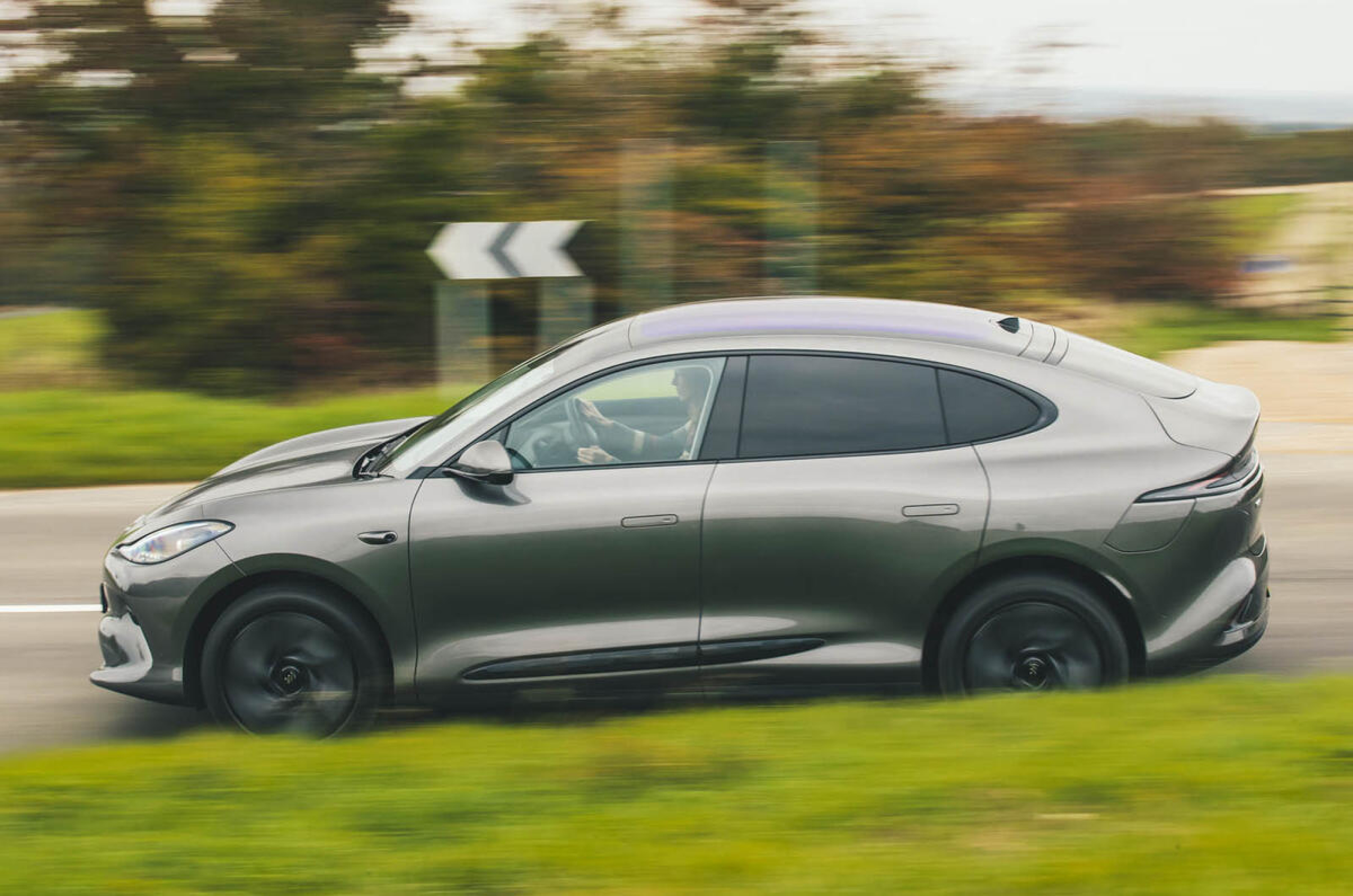 Avaliação do MG Motor IM 6: incrível ou anónimo?