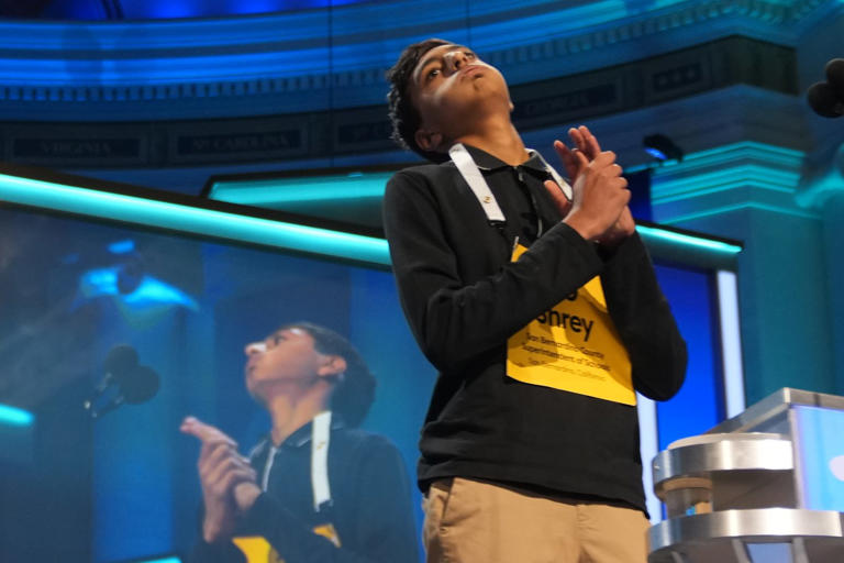 Shrey Parikh wins the Scripps National Spelling Bee, beating Ishaan ...