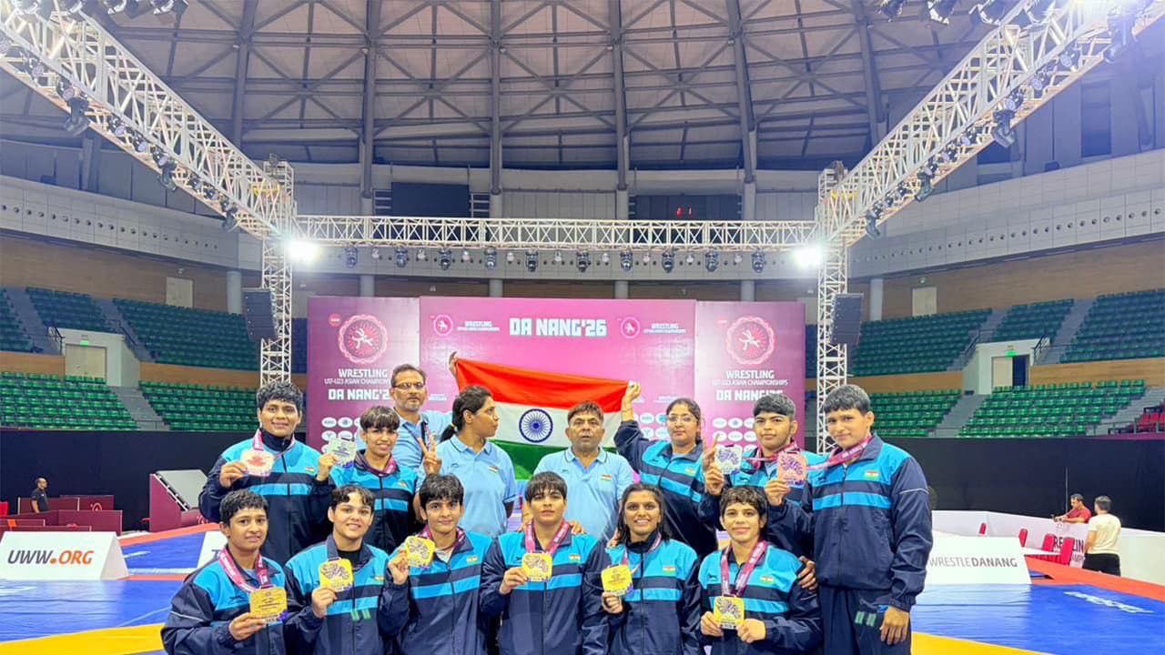 Indian wrestlers win men's, women's team titles at U23 Asian c'ships