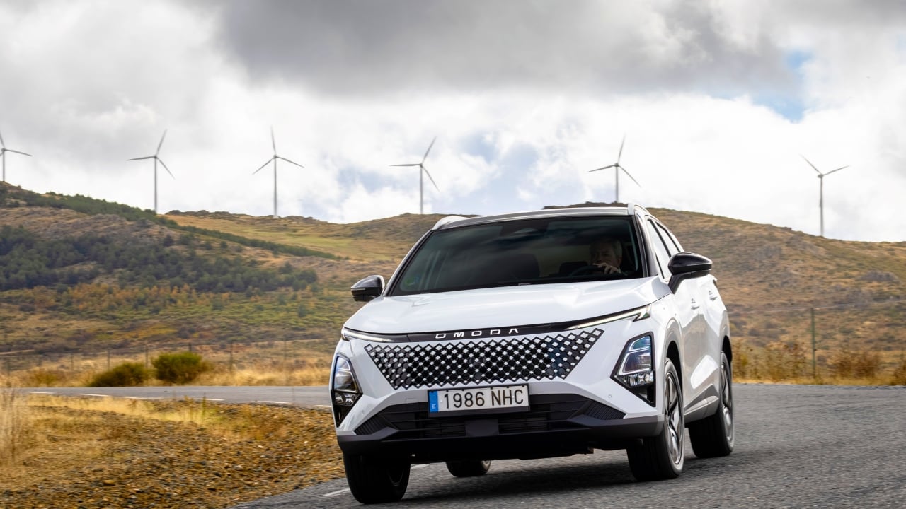 Los coches chinos eléctricos e híbridos se devalúan más que el resto y ...