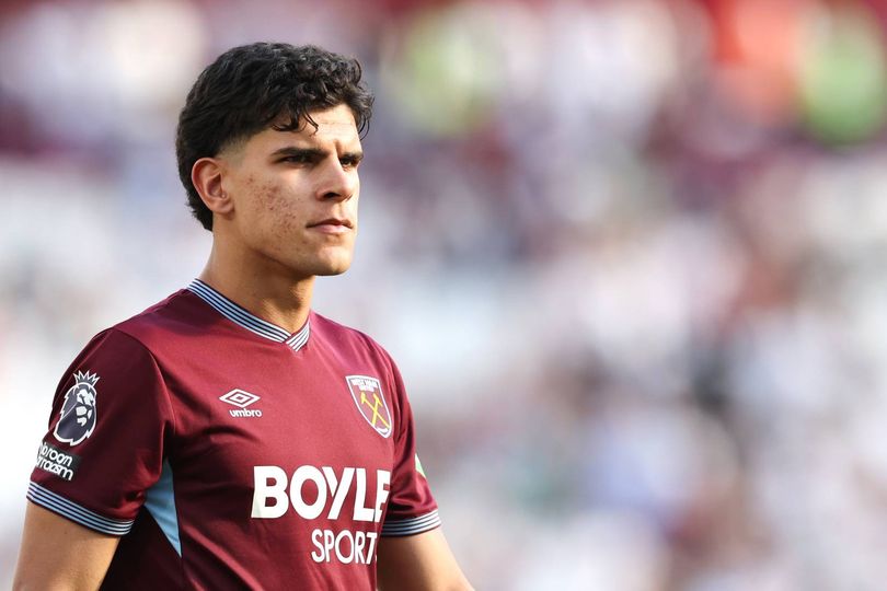 Man Utd news: Michael Carrick key transfer target wants move as star's ...
