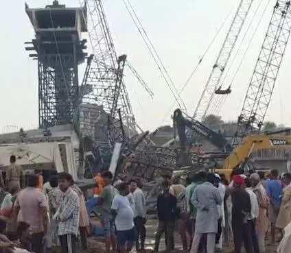 Tragic bridge collapse in Uttar Pradesh claims six lives