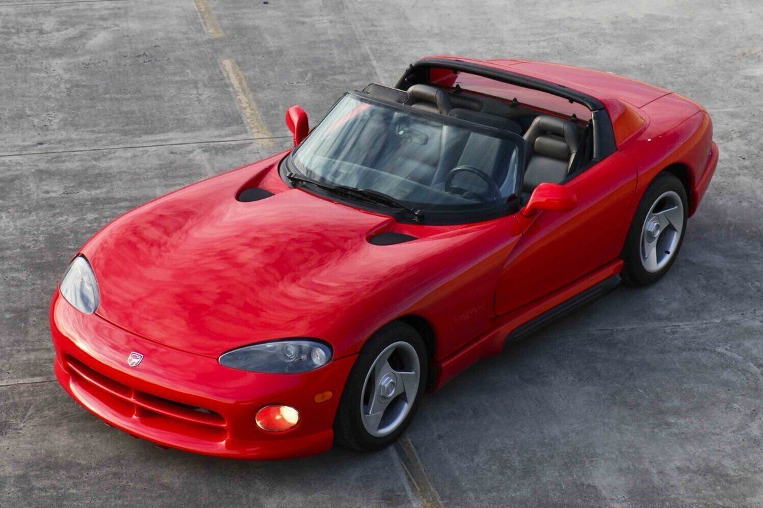 15 classic cars that really were built different