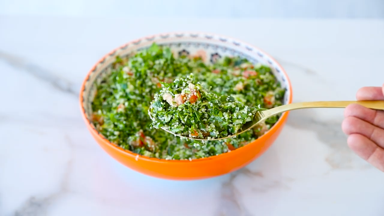 The bowl that smells like summer and tastes like confidence