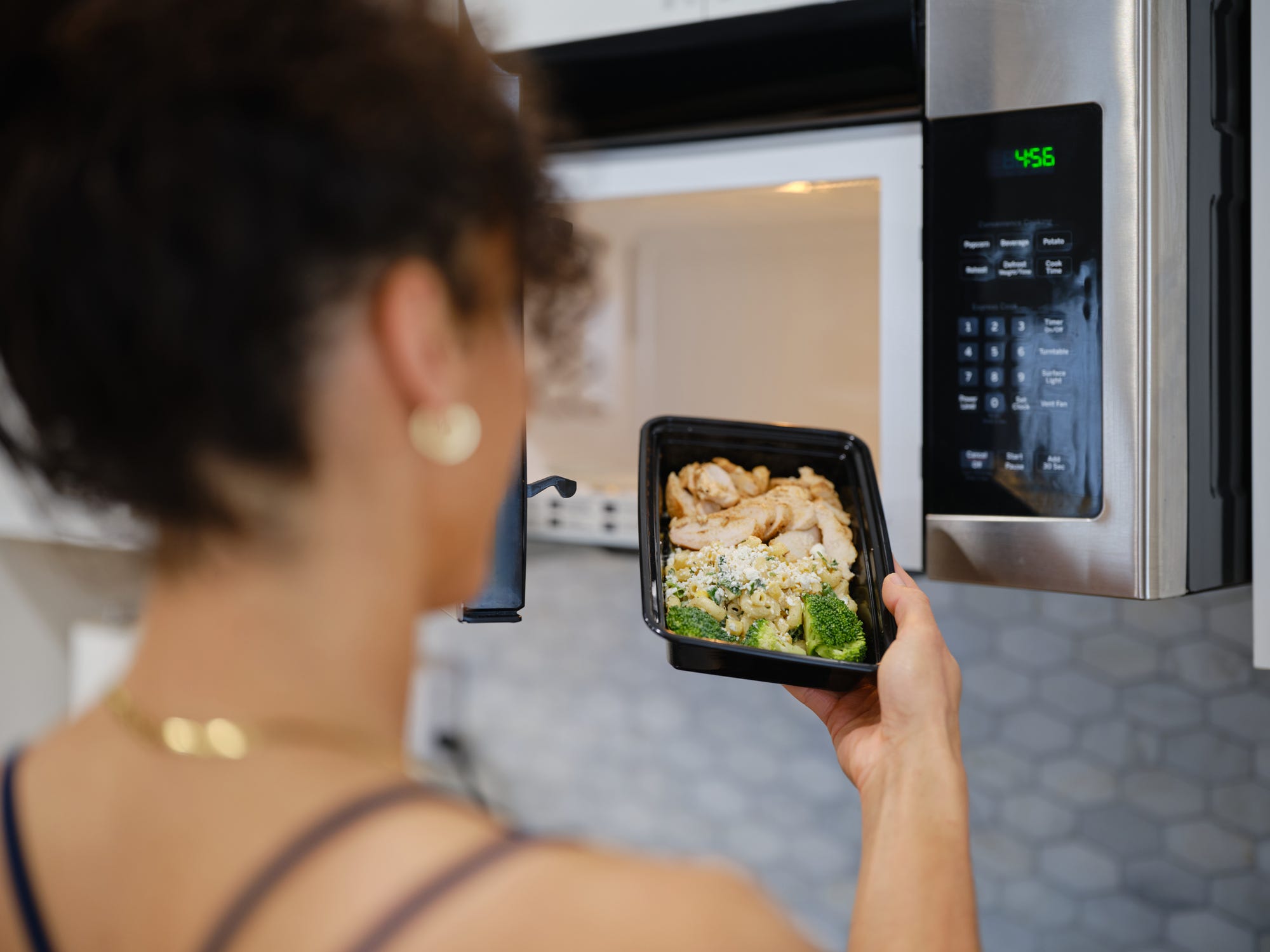 Watch out before you microwave your leftovers in a plastic container