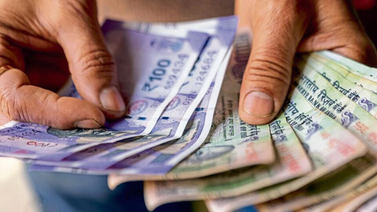 India to get 'plastic notes'? RBI considers decade-old plan. What are ...