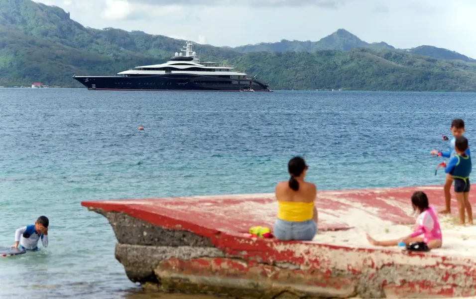 Seattle artist paints Zuckerberg yacht ablaze amid layoffs