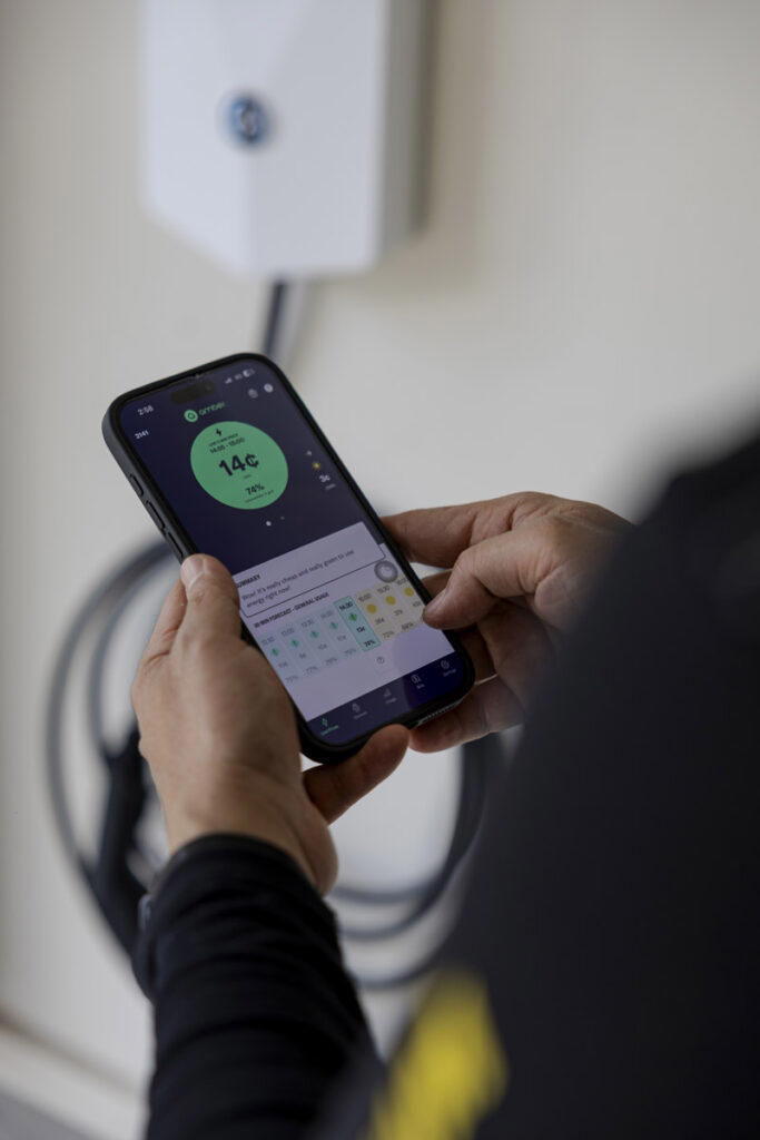 Amber's $13.6M V2G trial scales to 1,000 homes, turning EVs into grid ...