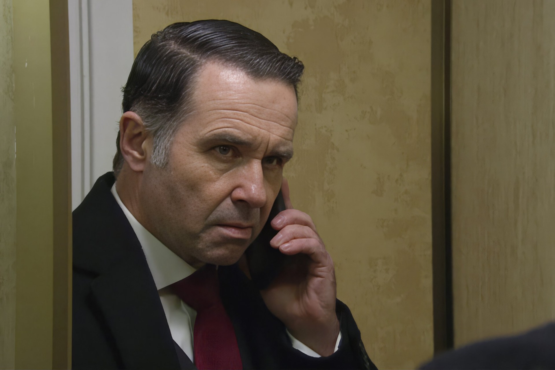 Emmerdale finally confirms who the fire starter is – and Aaron and ...