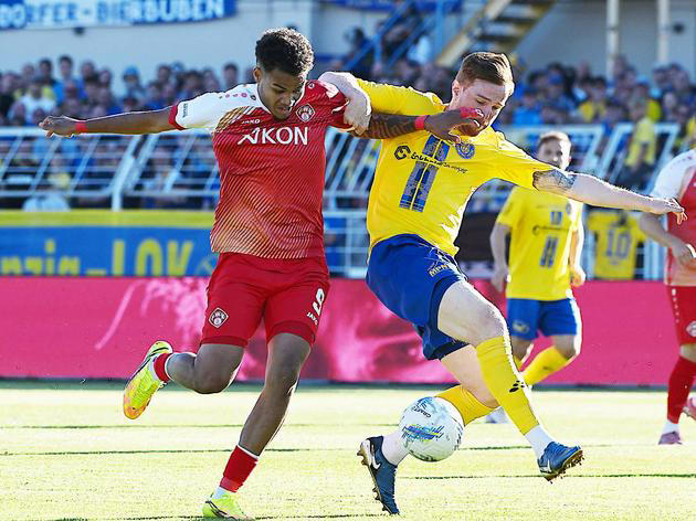 Würzburger Kickers gegen Lok Leipzig live im TV und Stream: Hier läuft ...