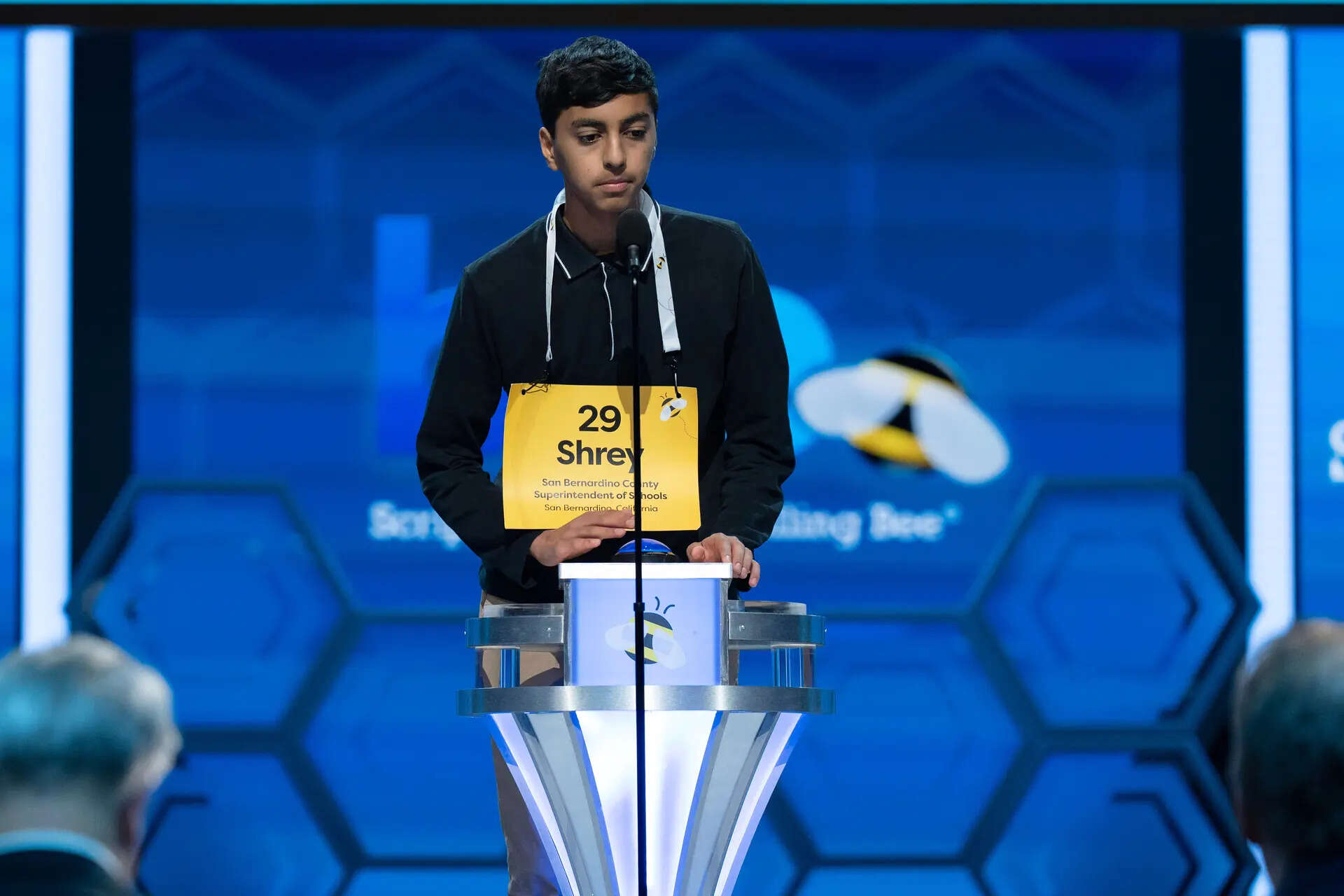Meet Shrey Parikh: 14-year-old Indian-origin spelling bee winner who ...