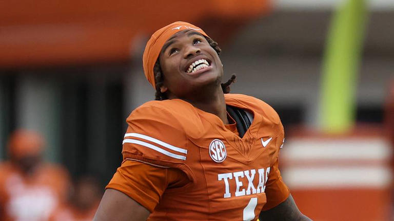 Air supremacy: Top 5 receiving corps in college football going into 2026