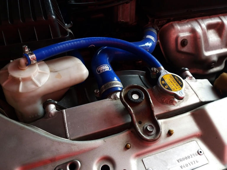 Masih Dianggap Sepele, Ini Peran Pentng Tutup Radiator Mobil