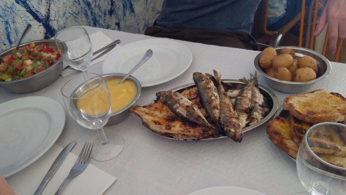 Melhor tasca para comer peixe no Algarve? O Naninhas