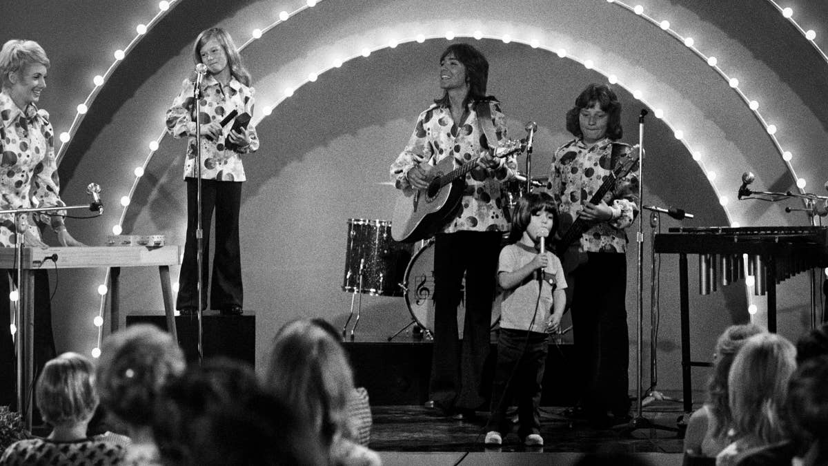 Danny Bonaduce shares updates on Partridge Family co-stars Susan Dey ...