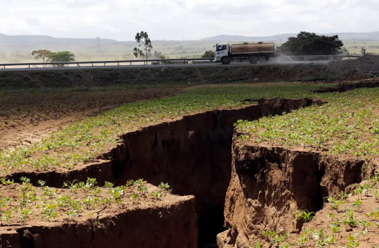 A massive rift is splitting Africa apart forming Earth's sixth ocean