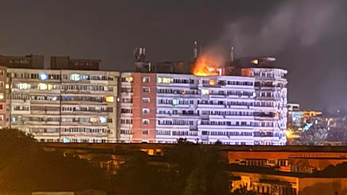 Drone russo colpisce palazzo in Romania, due feriti. La condanna di UE ...