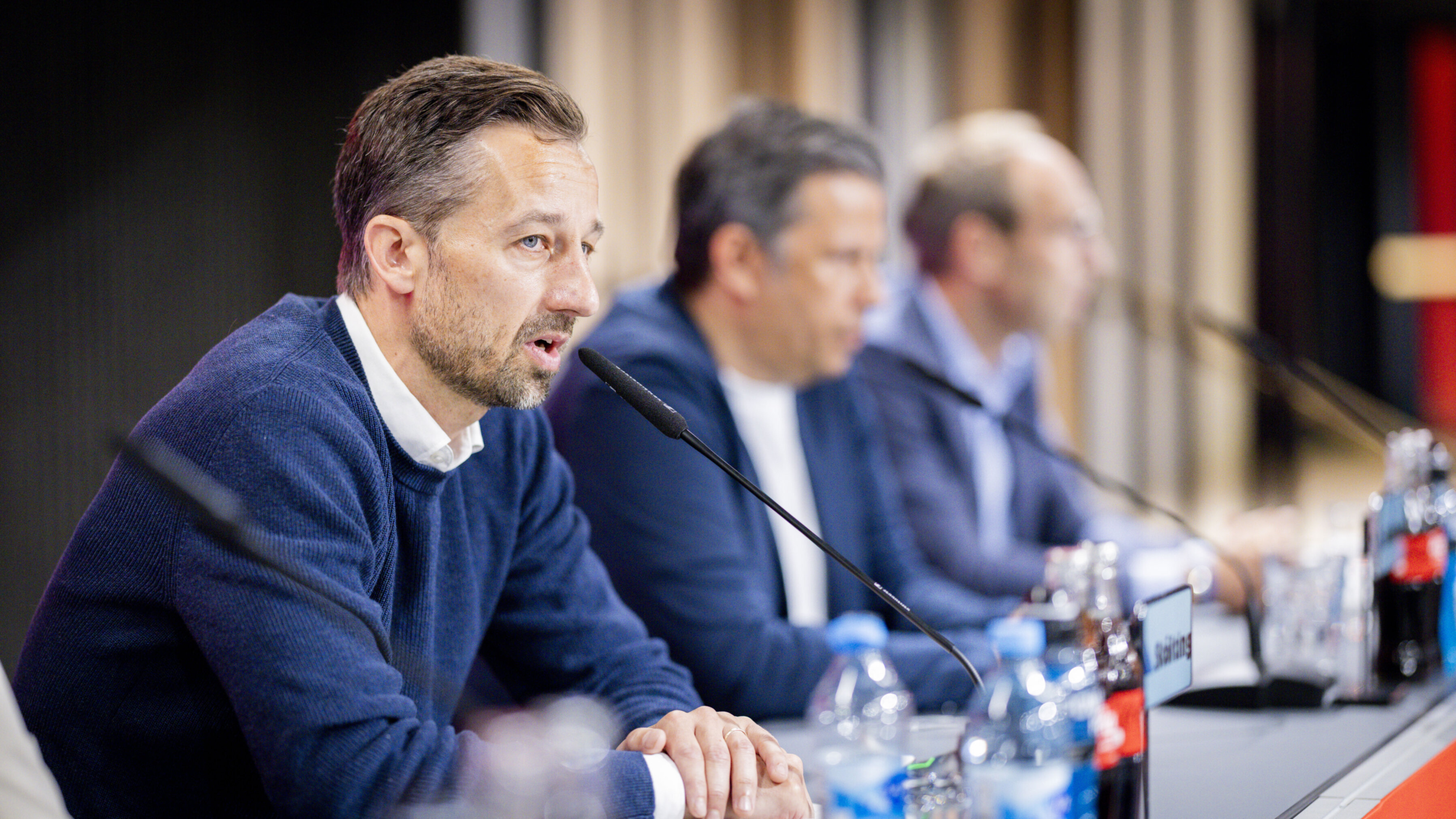 Samir Arabis erster Auftritt als neuer Sportvorstand